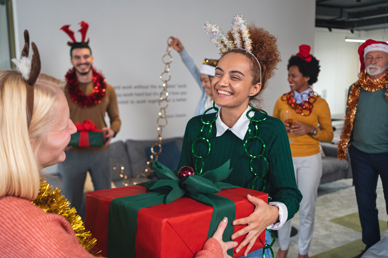 Supporting Your Agency During Holiday Highs and Lows: The Virtual CSR ...